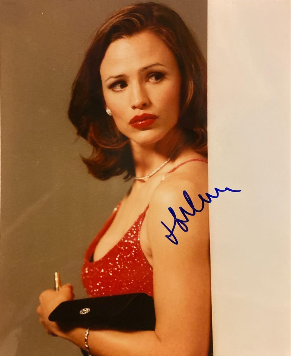 Jennifer Garner signed movie photo | EstateSales.org
