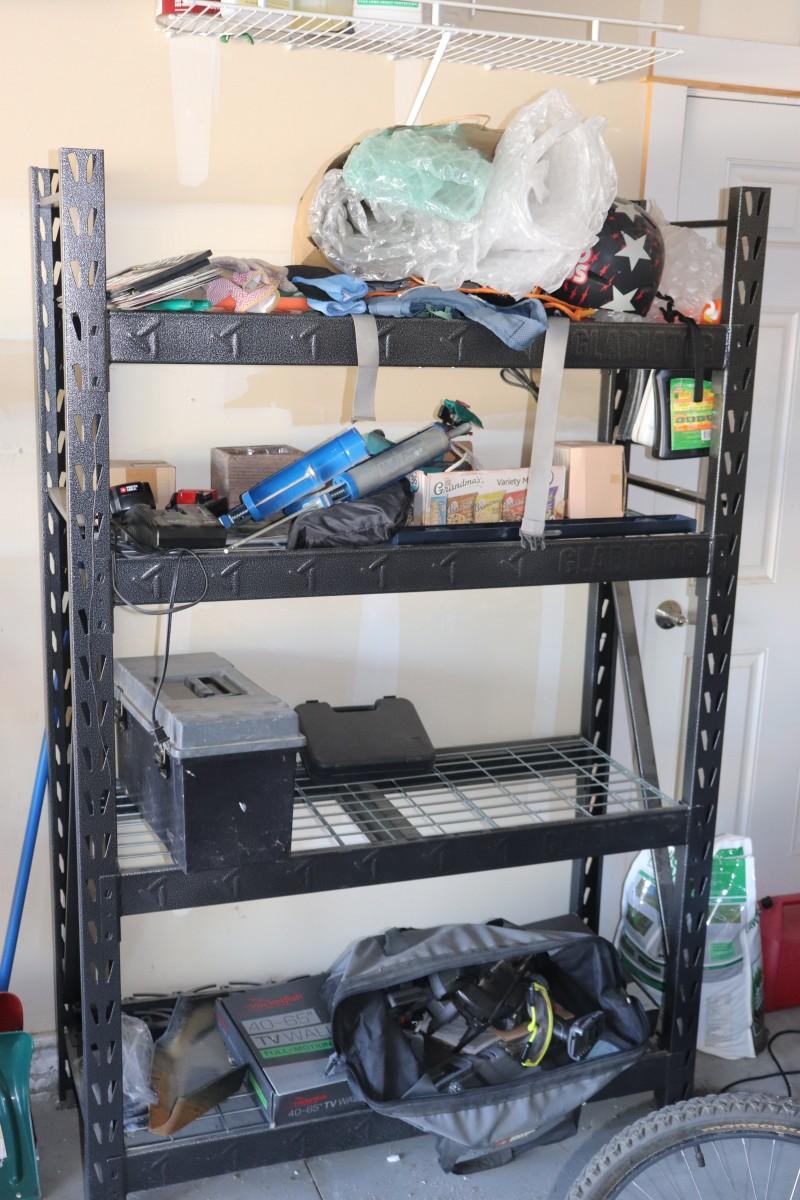 Random misque items on rack (RACK NOT INCLUDED( | EstateSales.org