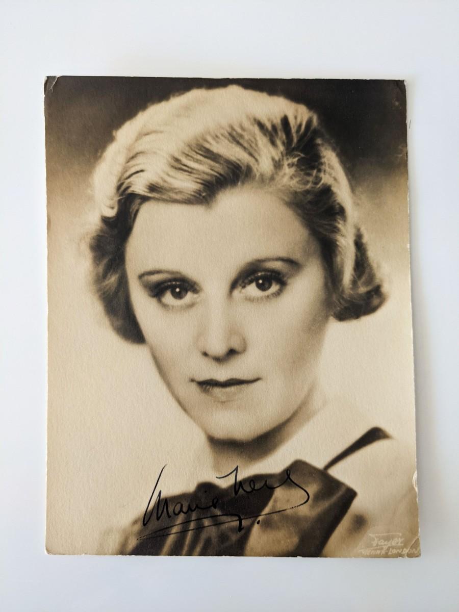 Marie Ney signed photo | EstateSales.org