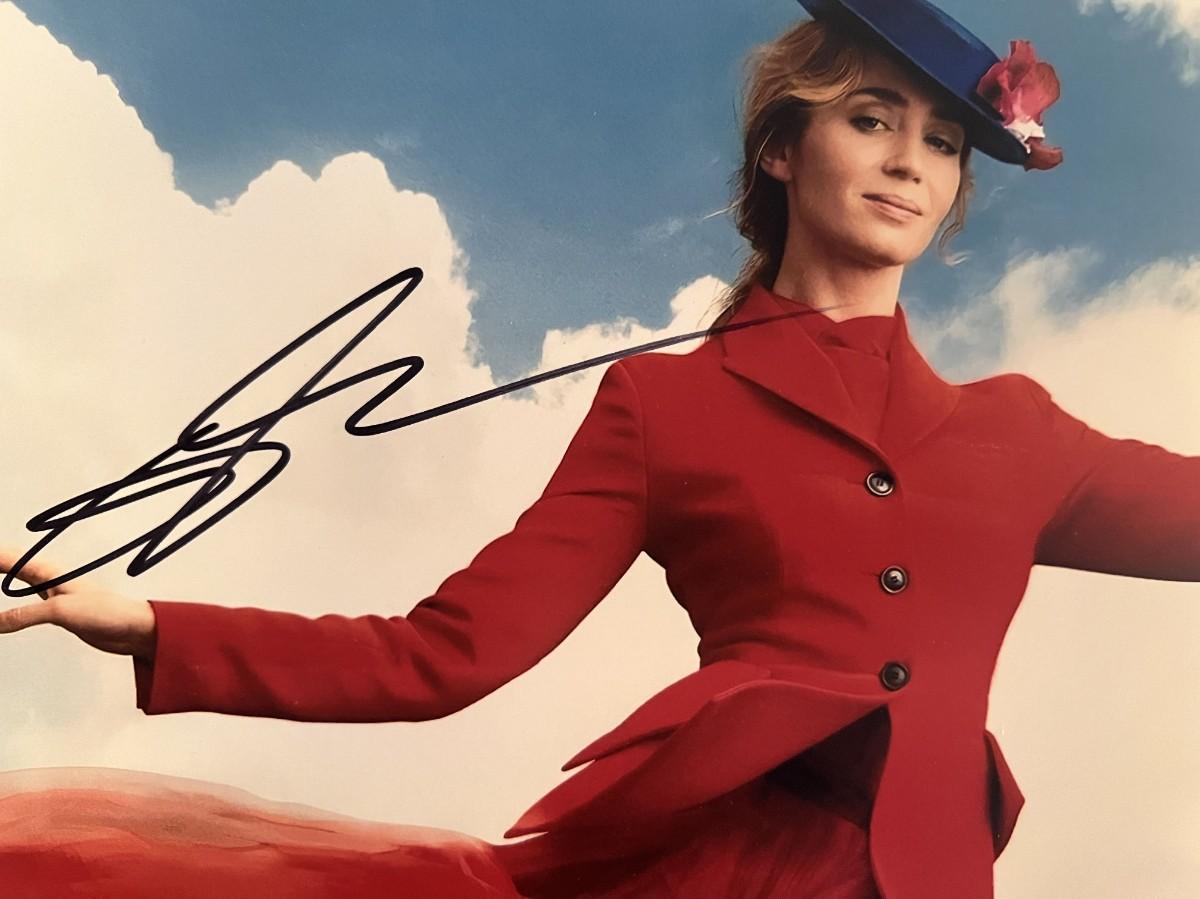 Mary Poppins Emily Blunt signed photo | EstateSales.org