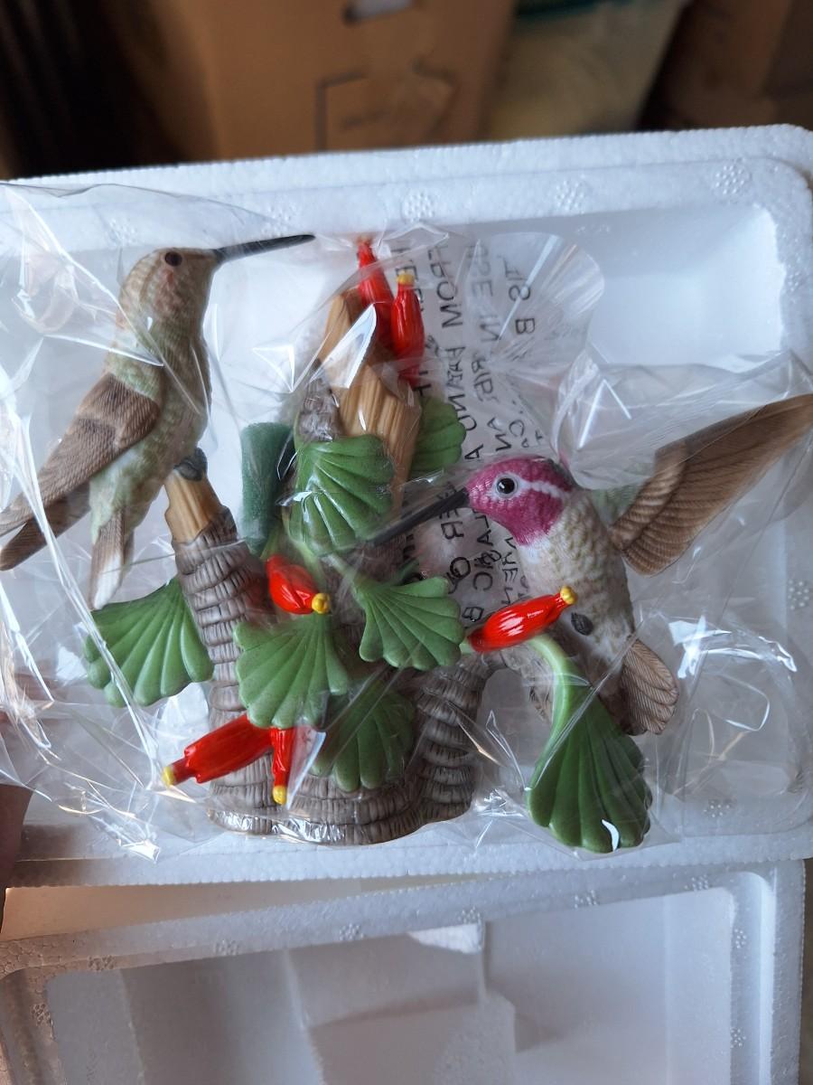 Anne Hummingbirds | EstateSales.org