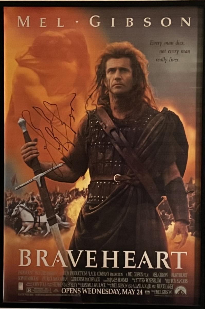 Mel Gibson signed Braveheart movie poster | EstateSales.org