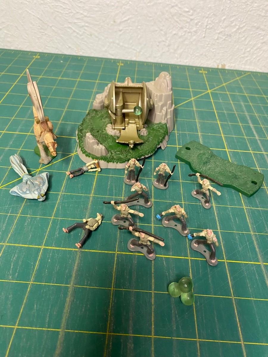 Star Wars Micro Machine Gungan Assault + Collection 5 Gungan Figures ...