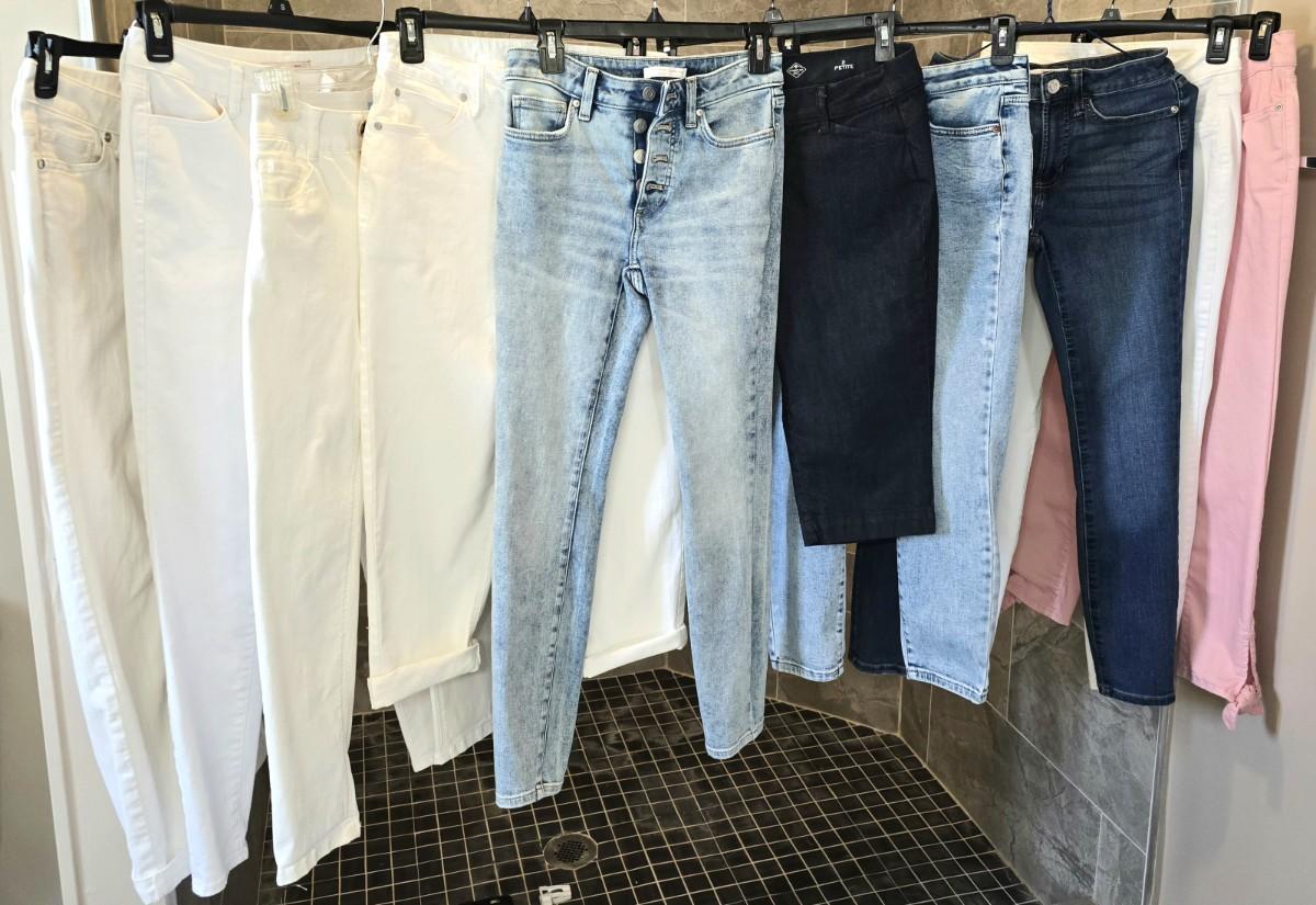 Lot of 10 Pants | EstateSales.org