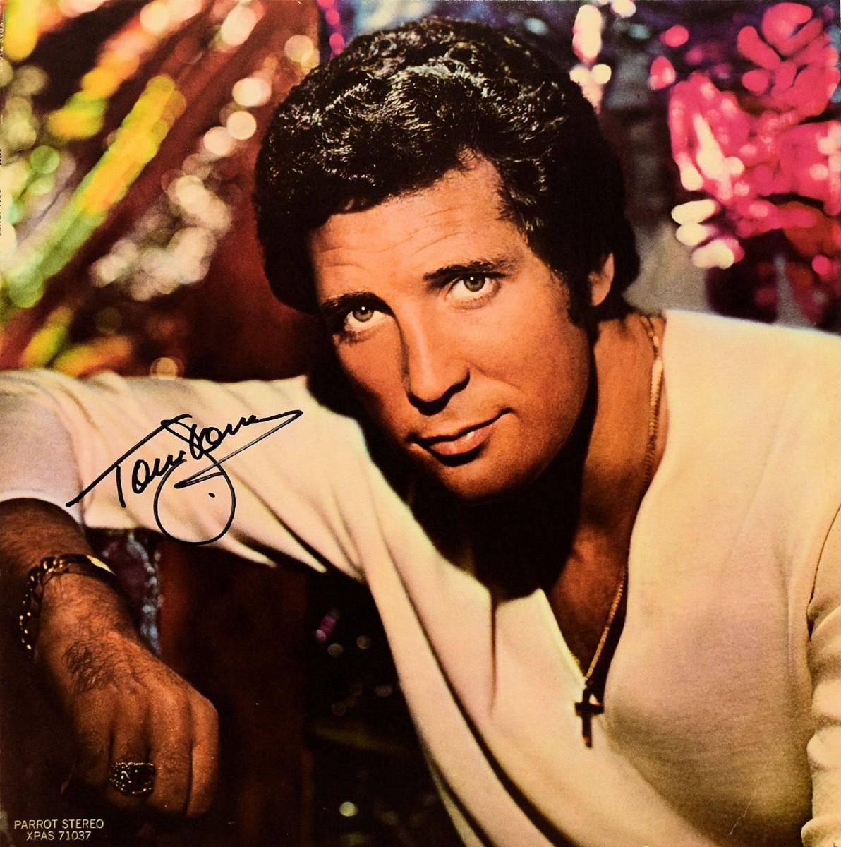 Tom Jones signed Tom album | EstateSales.org