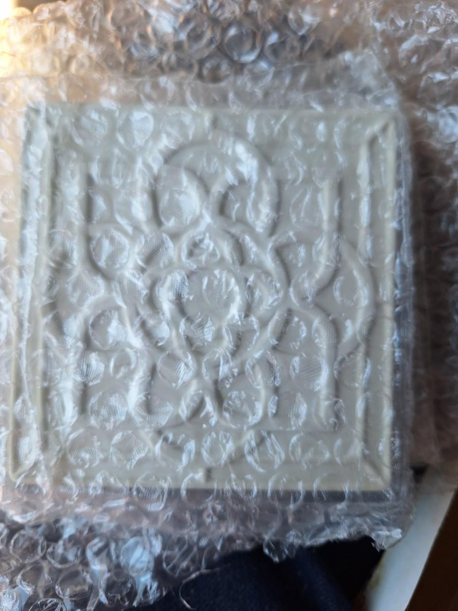 Lenox IV Coasters 5/2 | EstateSales.org