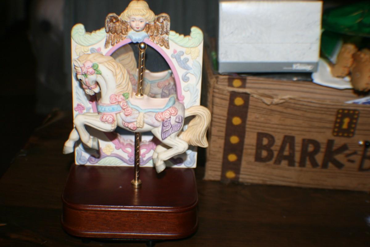 Giftec Musical Movement Carousel Horse | EstateSales.org