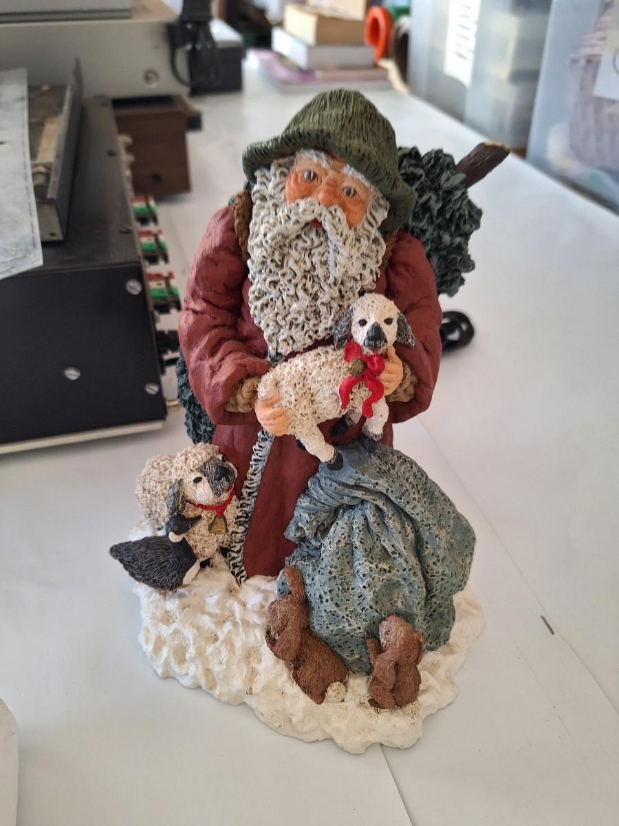 Vintage Old St. Nick Gathering 1991 Statue | EstateSales.org