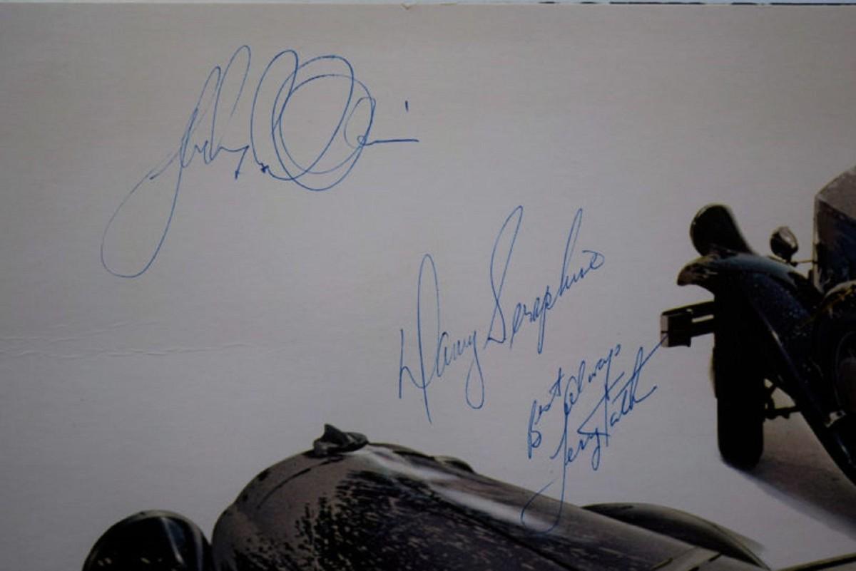 Chicago XI signed album | EstateSales.org