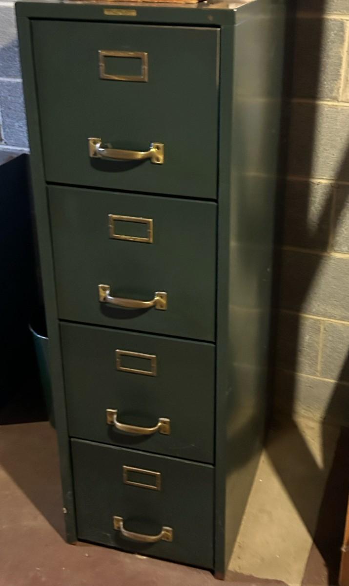 4 Drawer Green File Cabinet | EstateSales.org