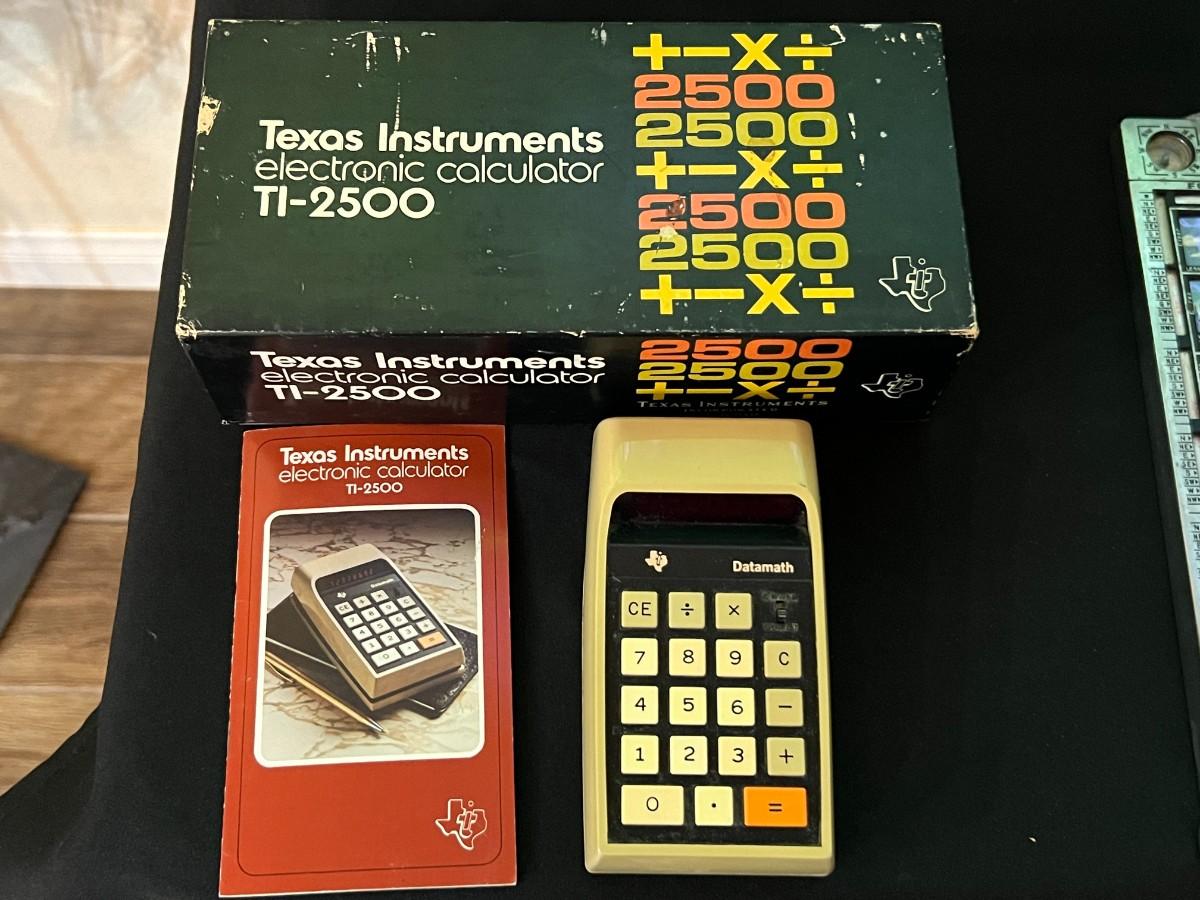 Texas Instruments TI-2500 Calculator | EstateSales.org