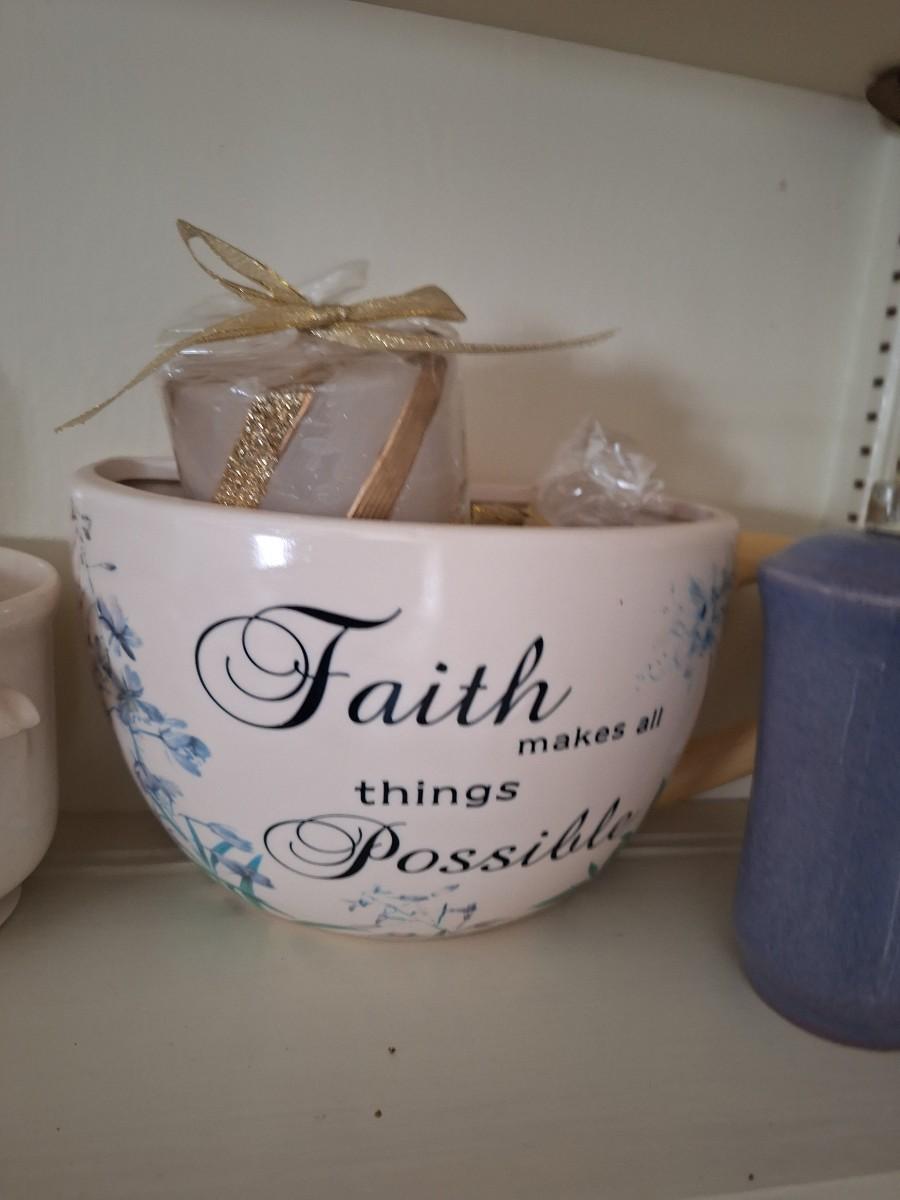 "Faith" Bowl | EstateSales.org