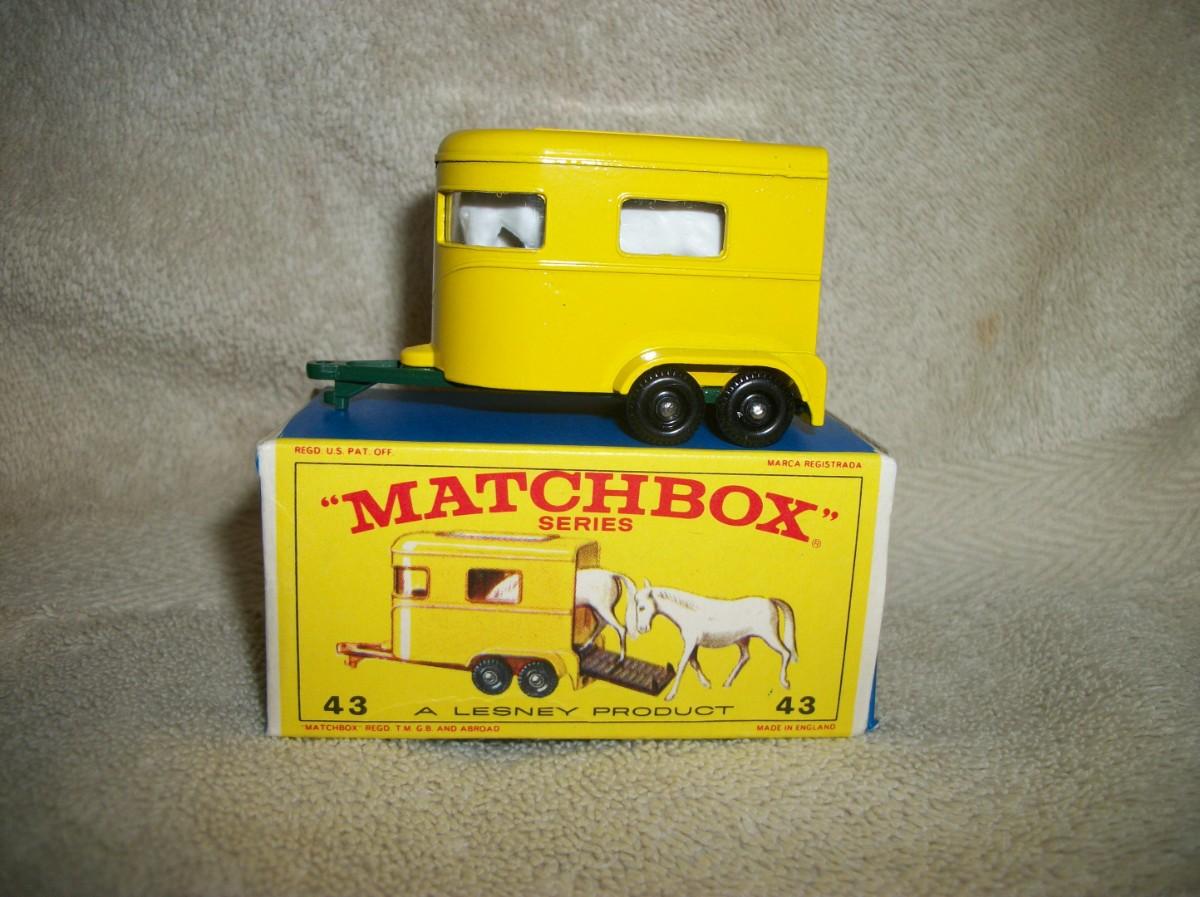 Matchbox Lesney #43-C Pony Trailer with Tan Base in Original E4 Box ...