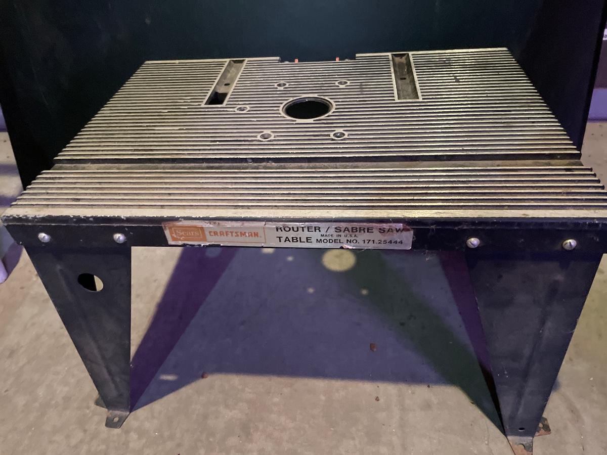 Craftsman router saw table | EstateSales.org