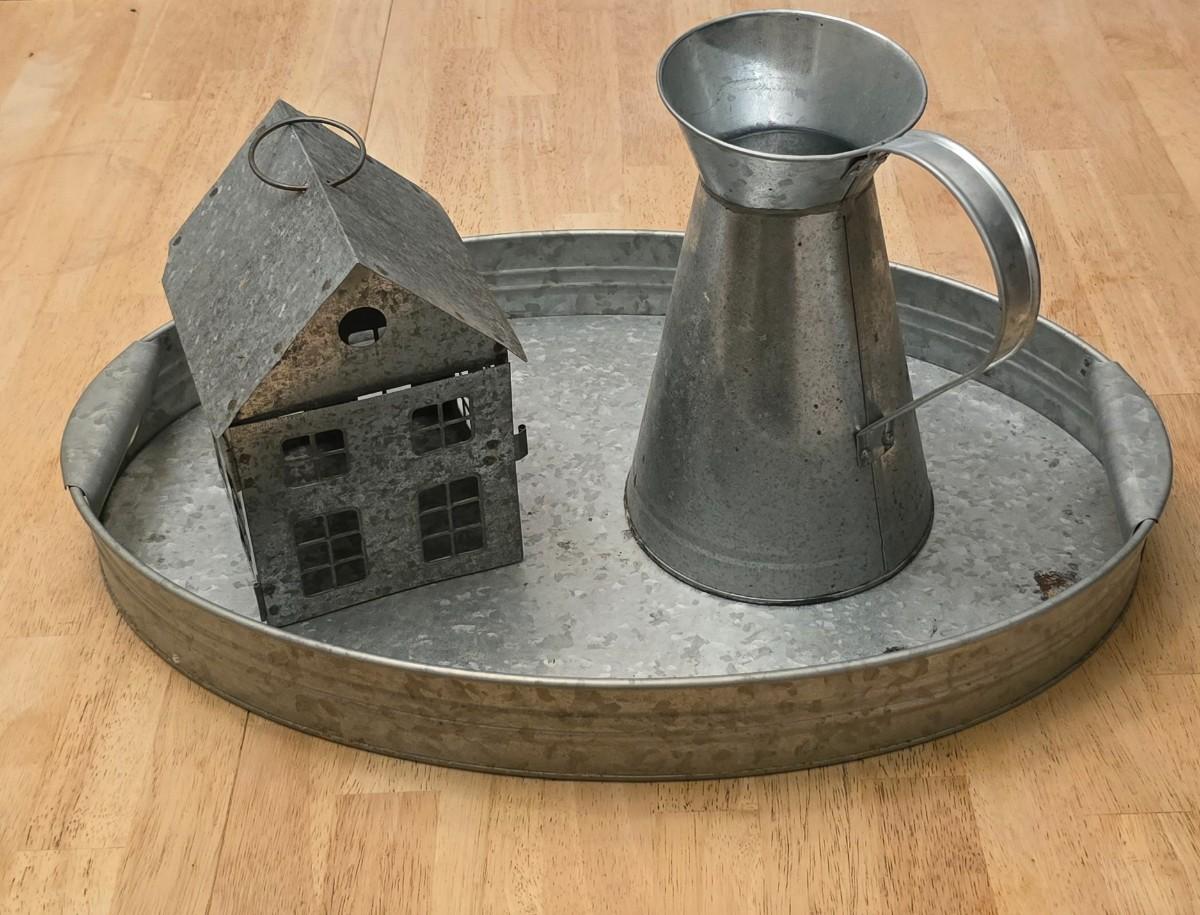 Large Galvanized Tray and Decor | EstateSales.org