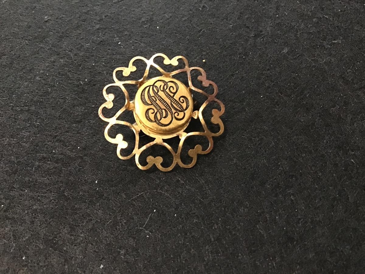 Vintage Monogram Pin | EstateSales.org