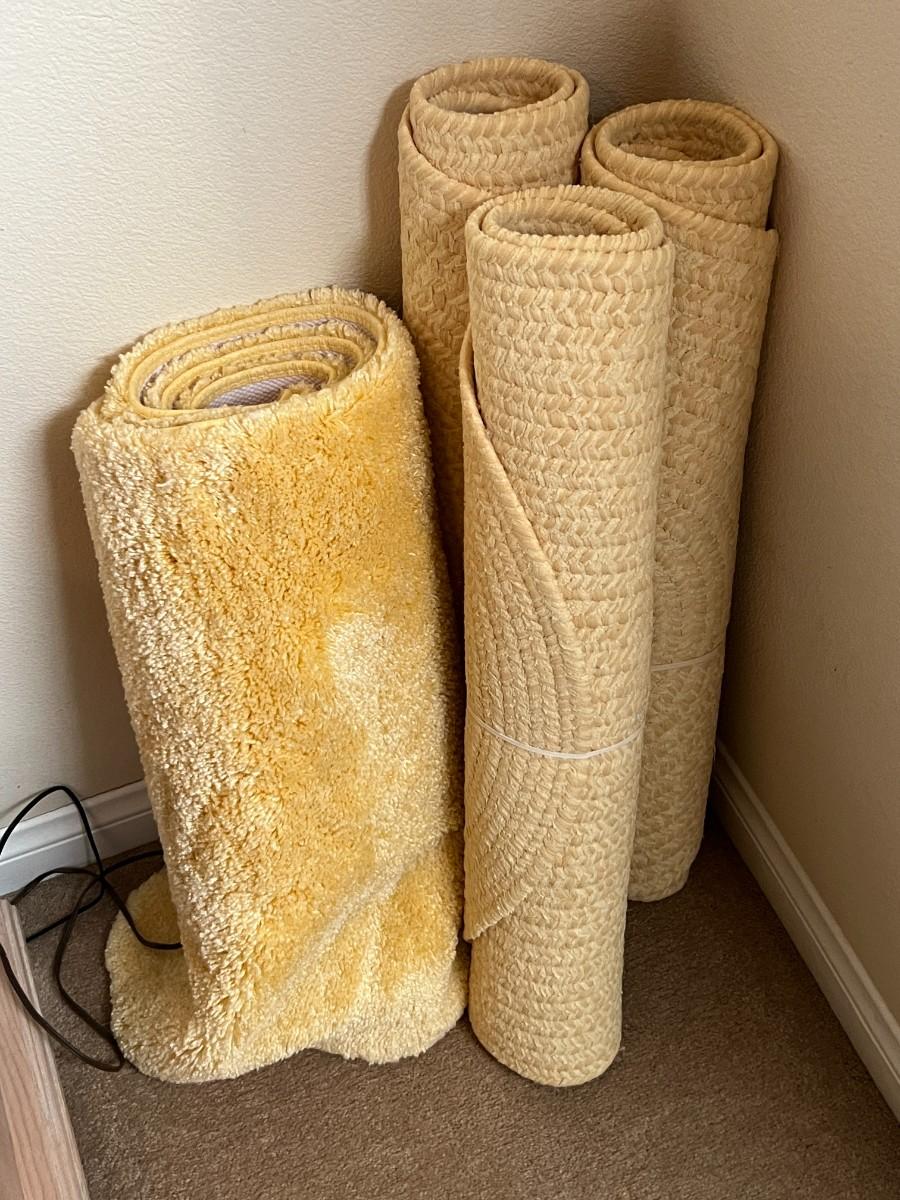 4 Yellow Rugs | EstateSales.org