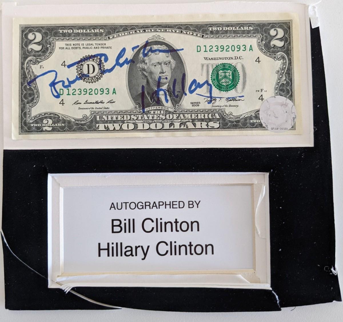 Bill Clinton and Hillary Clinton Signed Two Dollar Bill. GFA ...