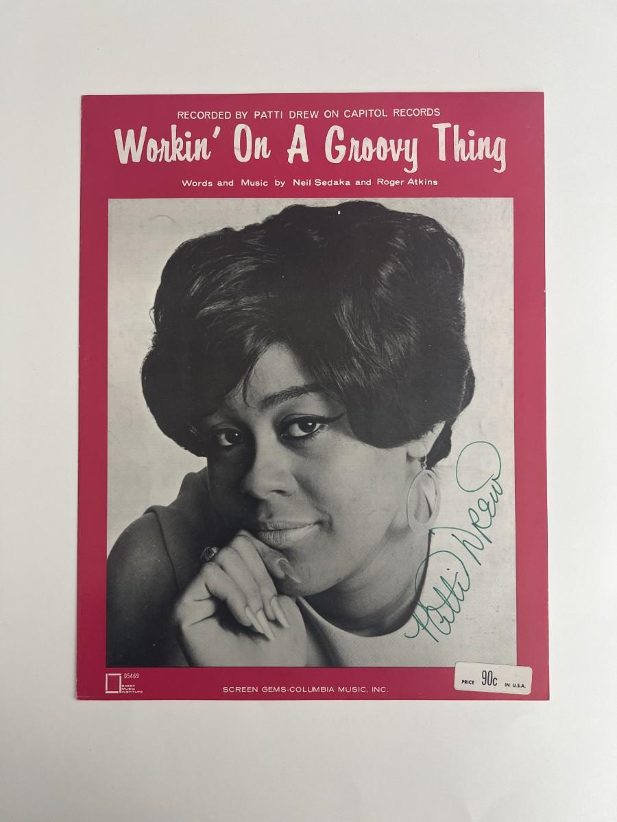 Workin' on a Groovy Thing Patti Drew signed sheet music | EstateSales.org