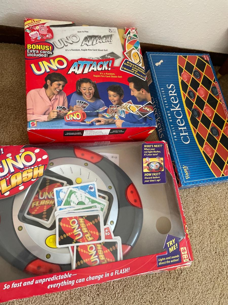 Uno Games | EstateSales.org