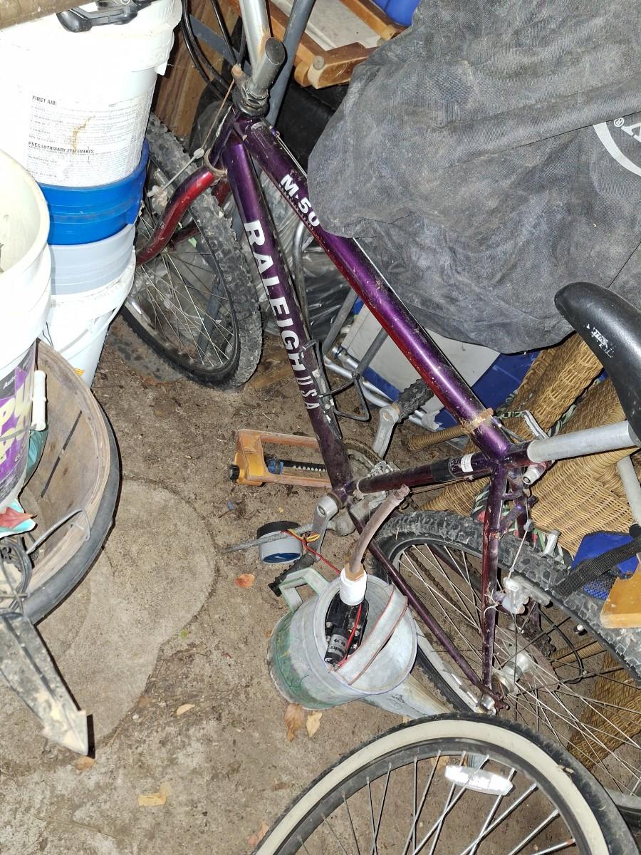 Raleigh Purple Bike | EstateSales.org
