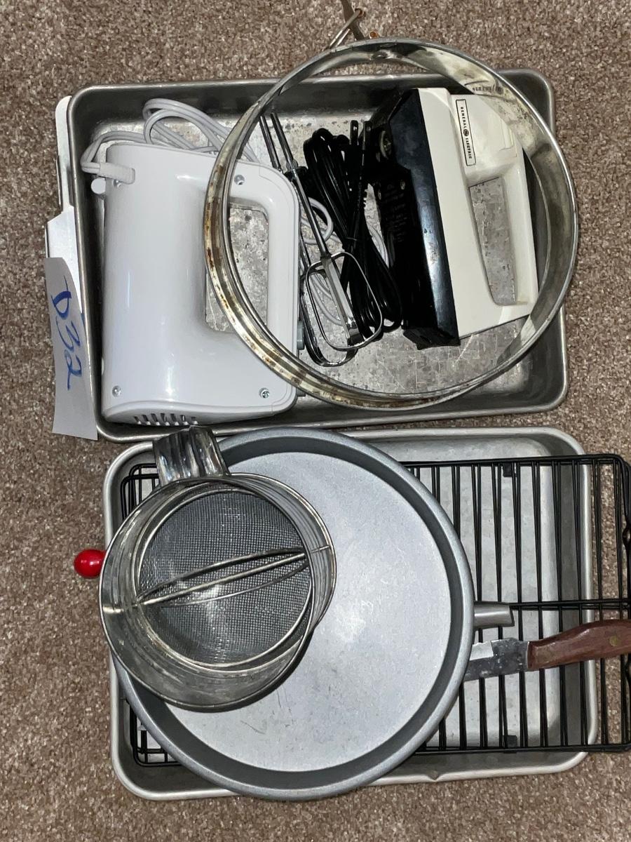 D32-Kitchen Items | EstateSales.org