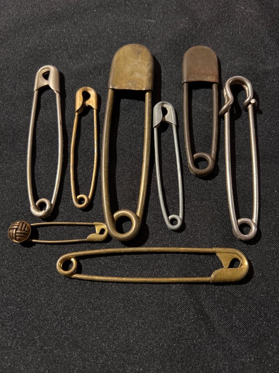 Vintage safety pins | EstateSales.org