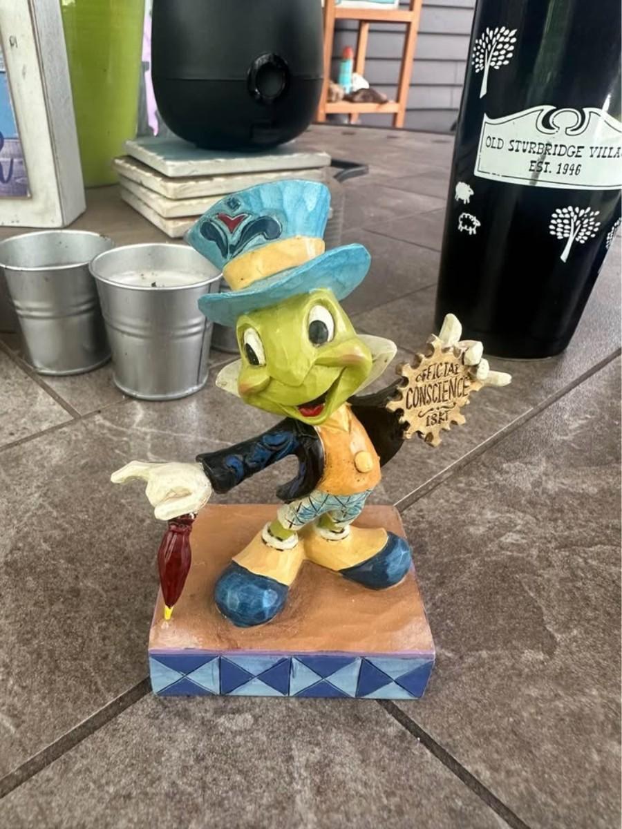 Walt Disney Traditions Showcase Jiminy Cricket Figurine Pinocchio ...