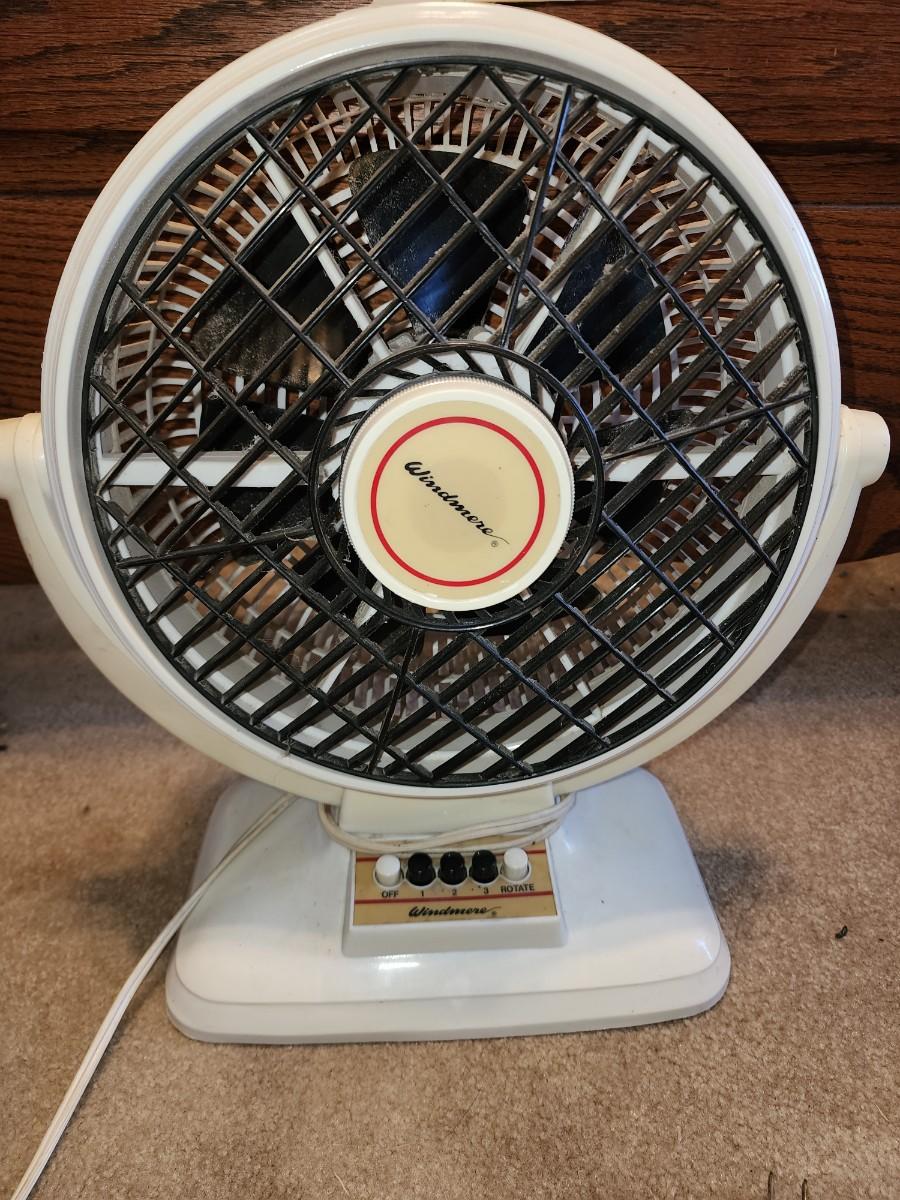 Windmere fan | EstateSales.org