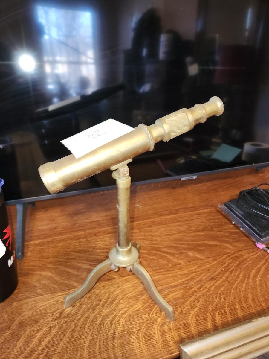 Small brass telescope | EstateSales.org