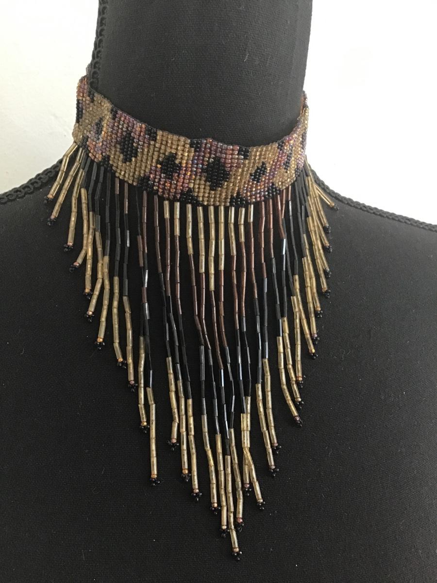 Beautiful Handcrafted Glass Beaded Statement Collar | EstateSales.org