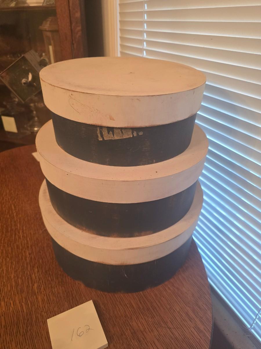 Hat boxes | EstateSales.org