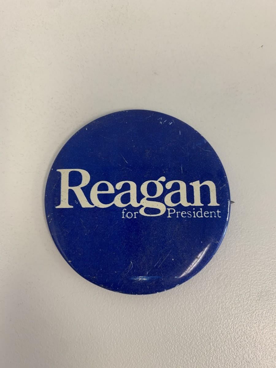 Reagan for President pin | EstateSales.org