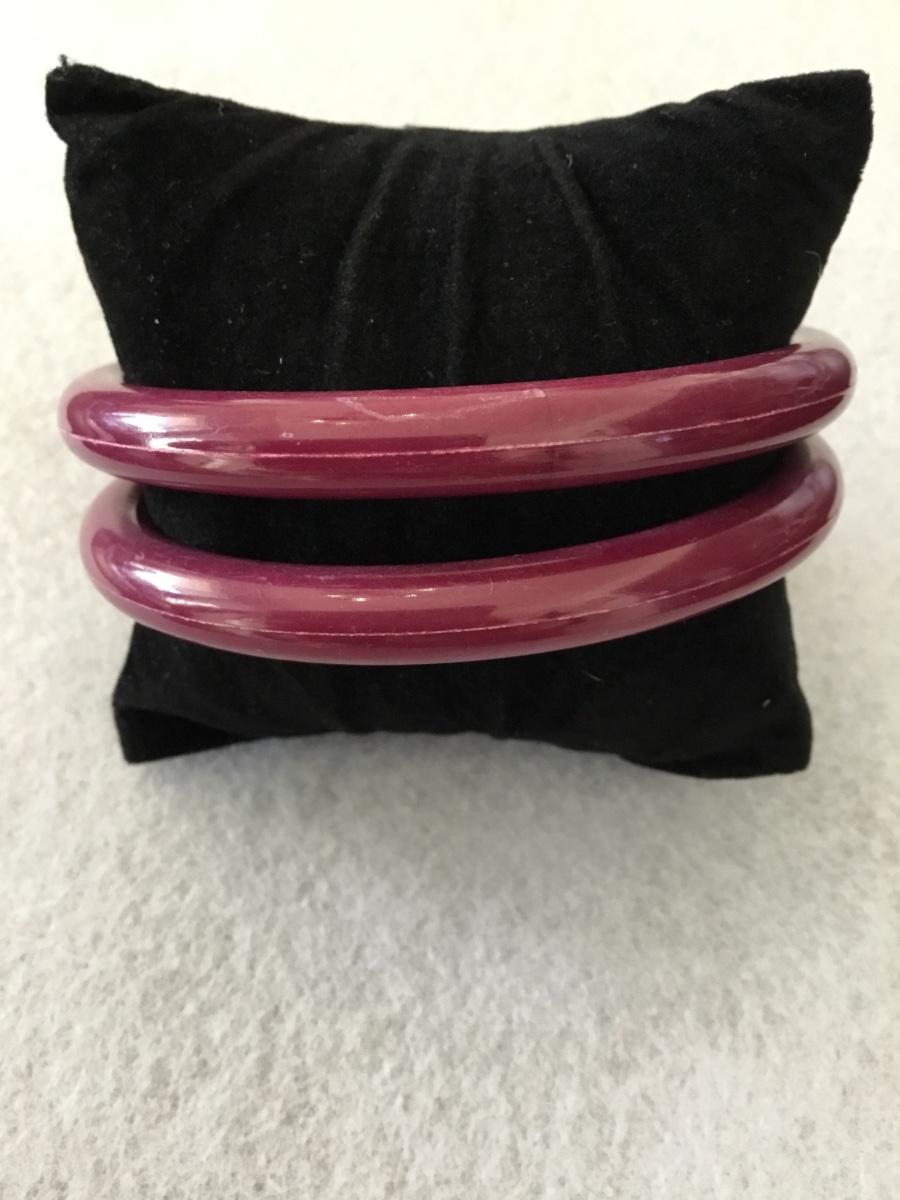Vintage, maroon, bangle, bracelets | EstateSales.org