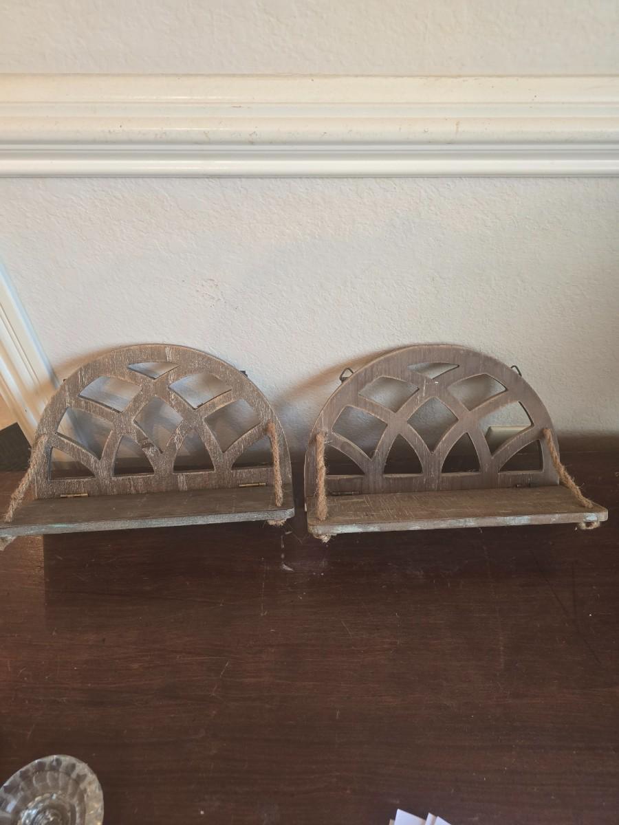 Shelves | EstateSales.org