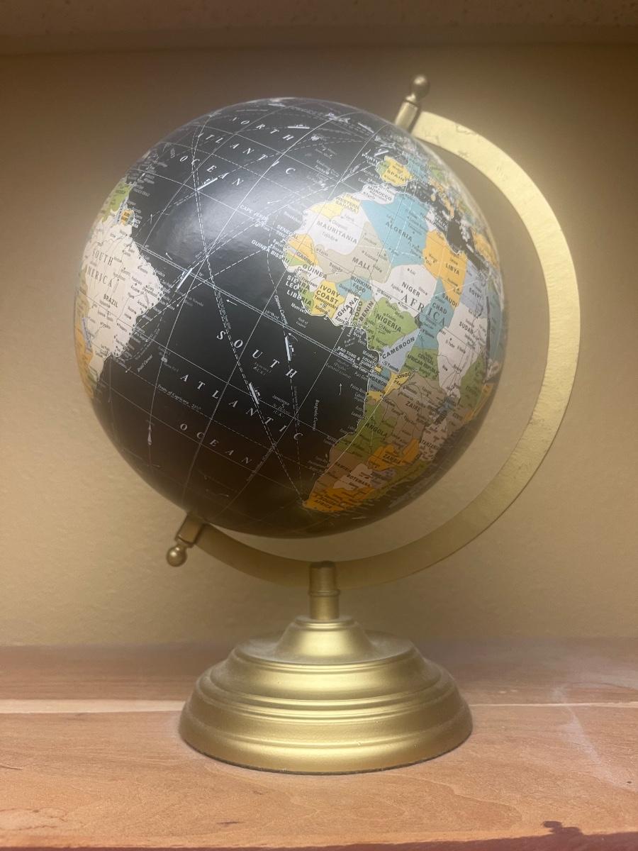 Office Globe | EstateSales.org