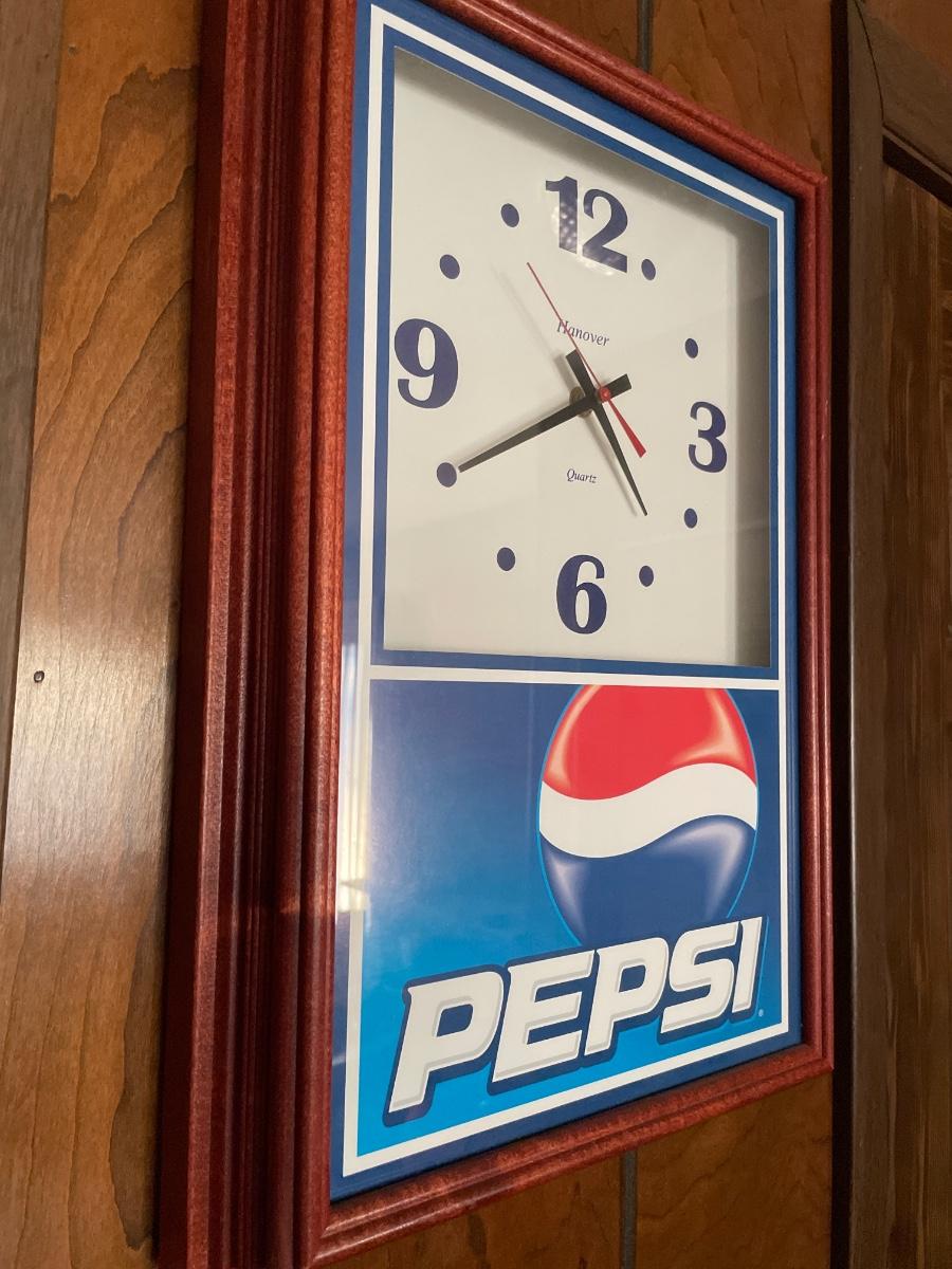 Hanover Pepsi clock | EstateSales.org