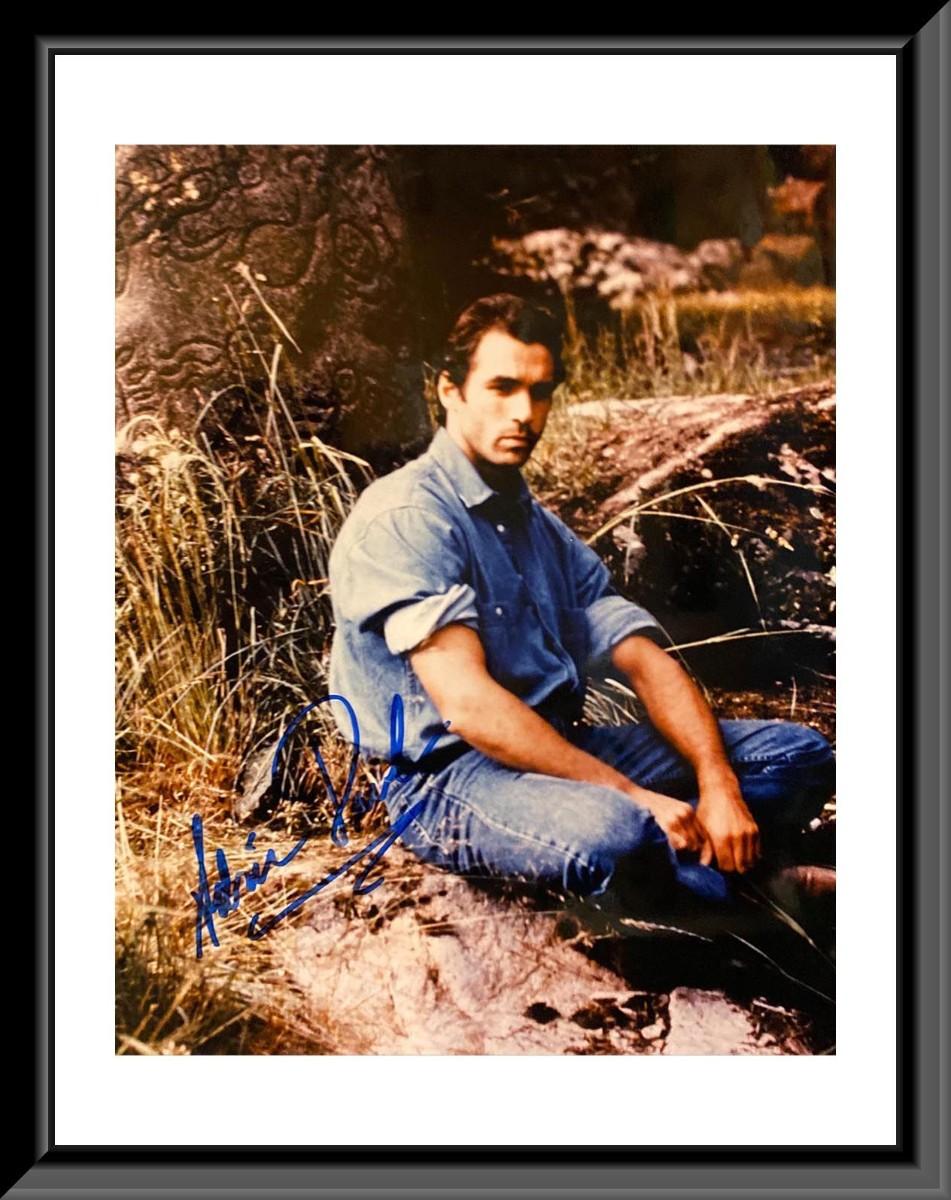 Adrian Paul signed photo. 8X10 Inches | EstateSales.org