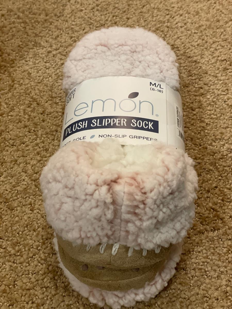 Lemon plush slipper socks | EstateSales.org
