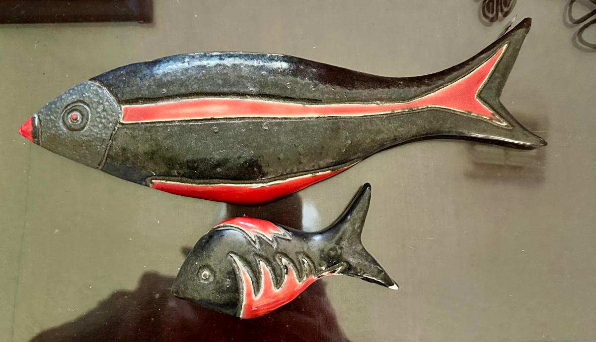 Pottery Fish wall hangings | EstateSales.org