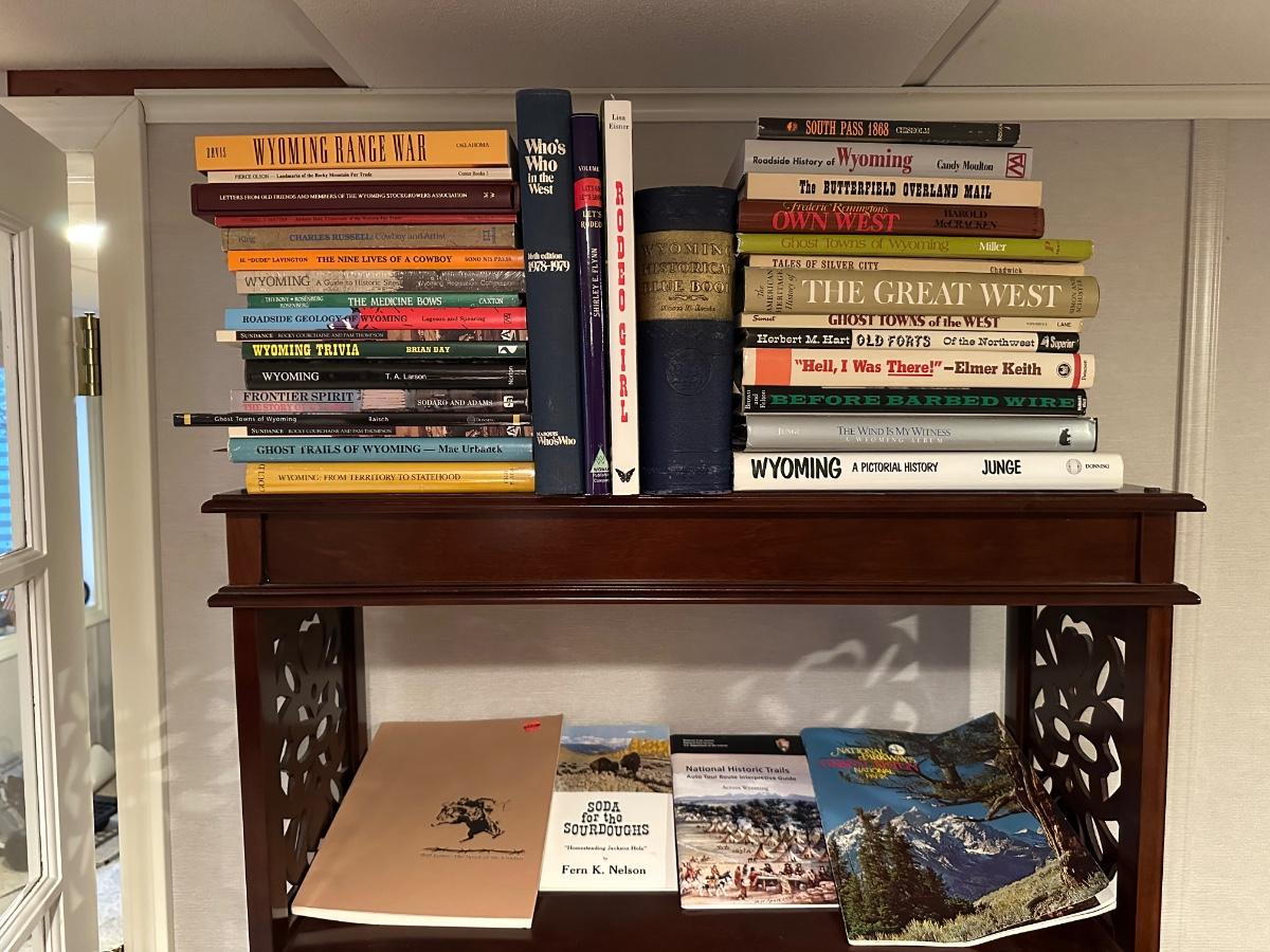 MAINLY BOOKS ABOUT WYOMING | EstateSales.org