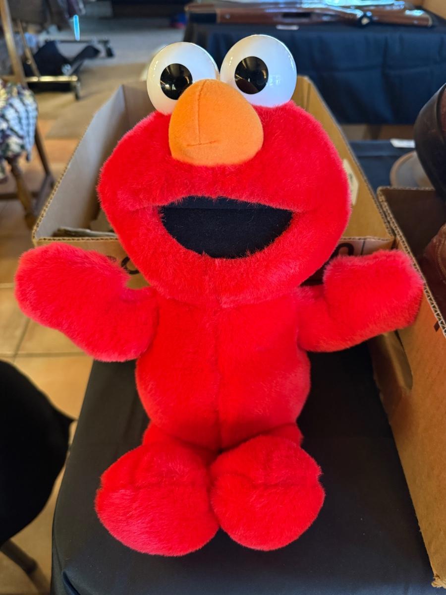 Tickle Me Elmo Doll Estatesales Org