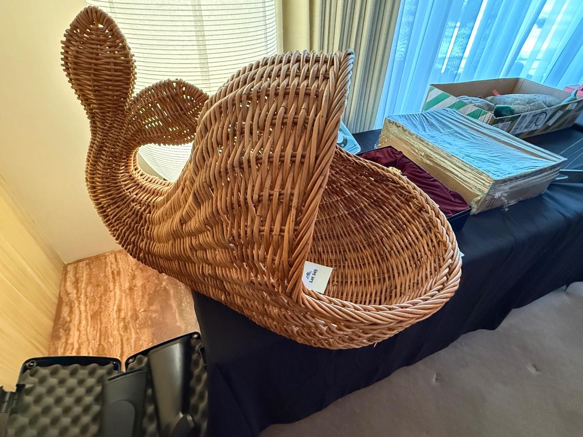 Large Whale Themed woven/wicker basket | EstateSales.org