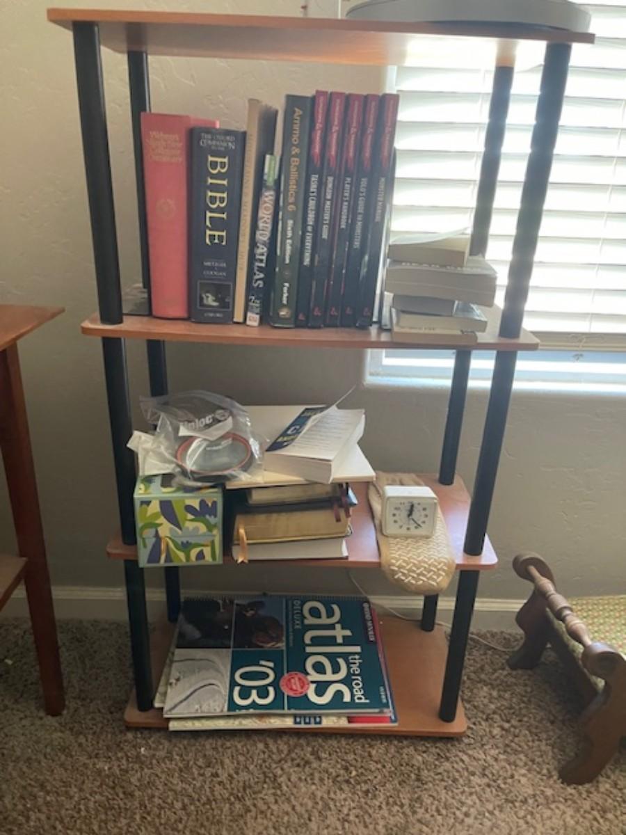 Book shelf w contents | EstateSales.org