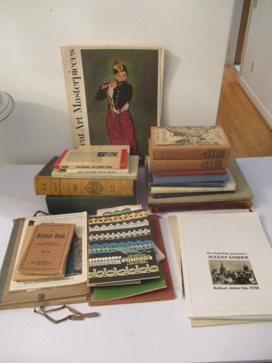 Mostly Vintage German Books & Pamphlets | EstateSales.org
