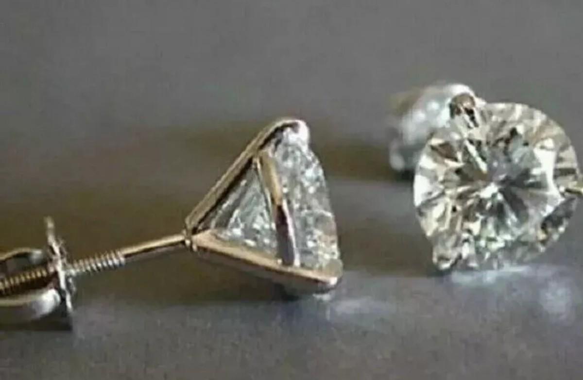 Lab created Diamond Earrings | EstateSales.org