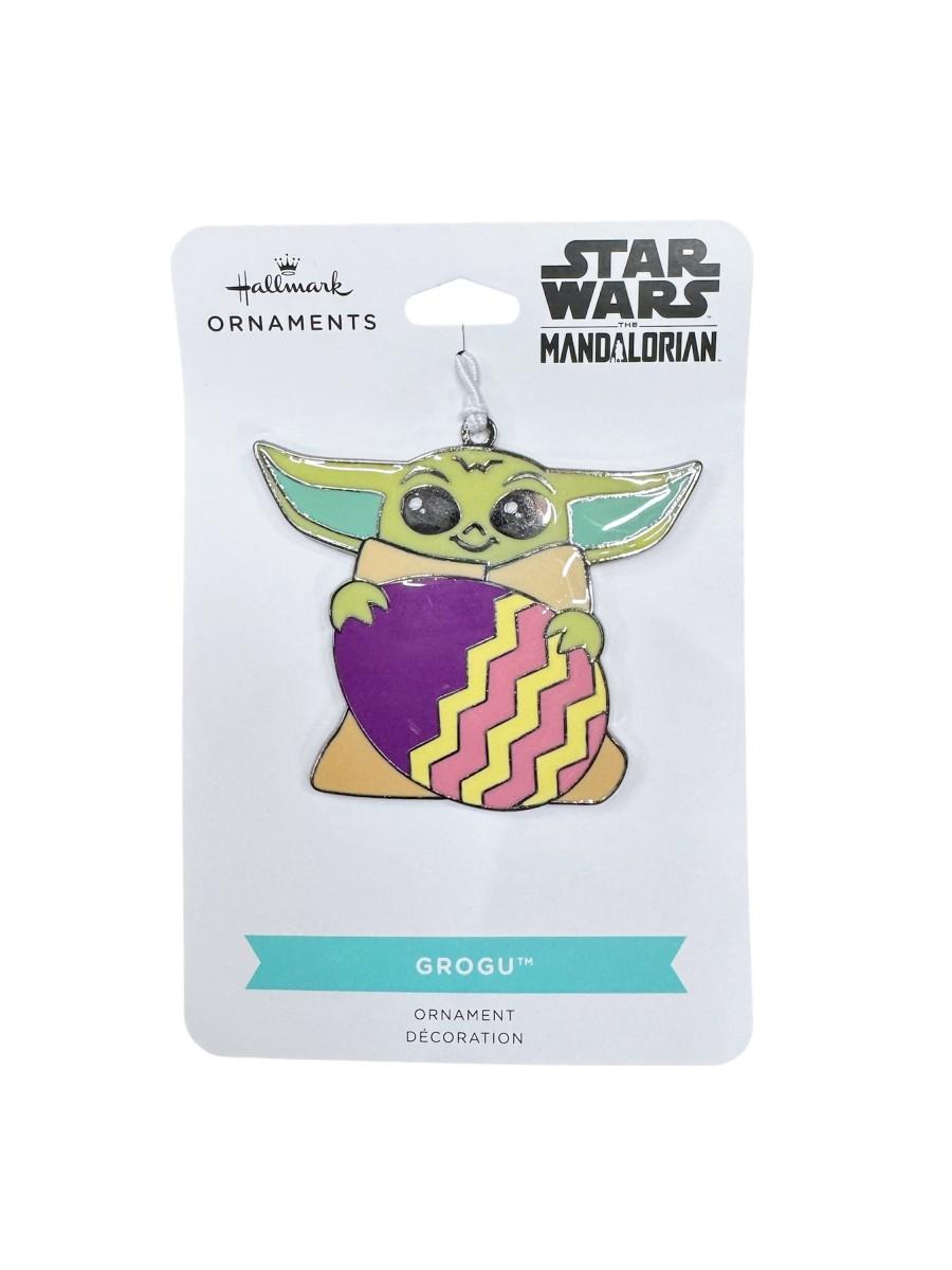 Hallmark Star Wars Disney The Mandalorian Grogu Holding Easter Egg Flat ...