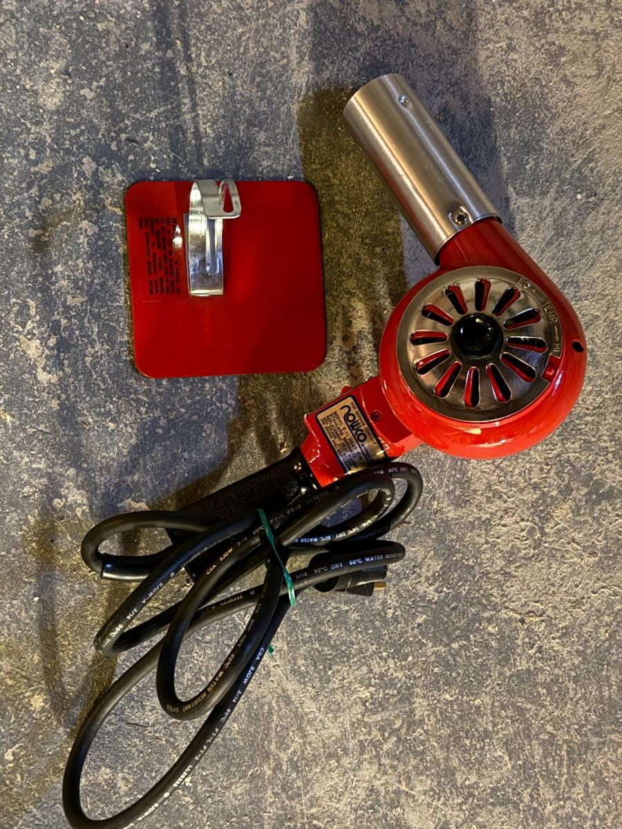 Heat Gun w/ Wall Mount | EstateSales.org