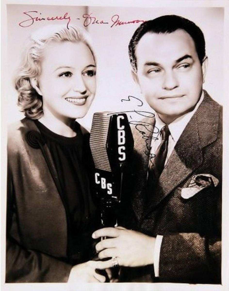 Ona Munson and Edward G. Robinson signed promo photo | EstateSales.org