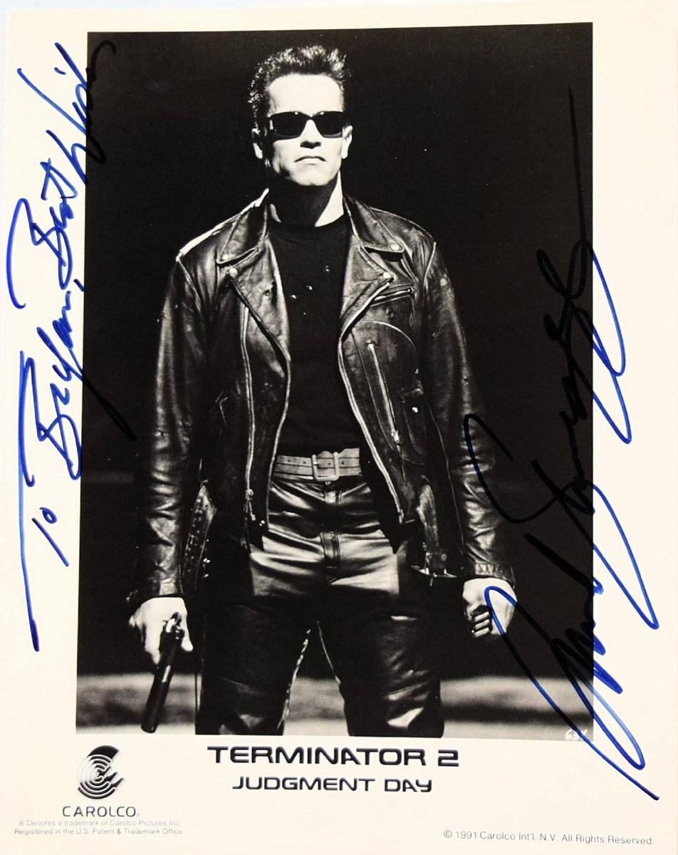 Arnold Schwarzenegger signed Terminator 2 movie photo | EstateSales.org